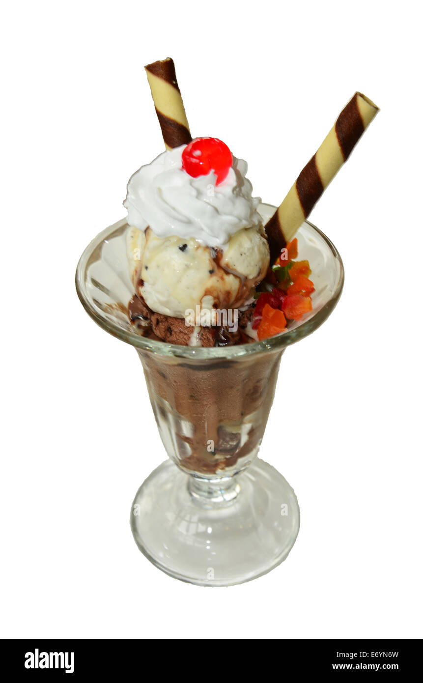 Ice cream sundae isolated hi-res stock photography and images - Alamy