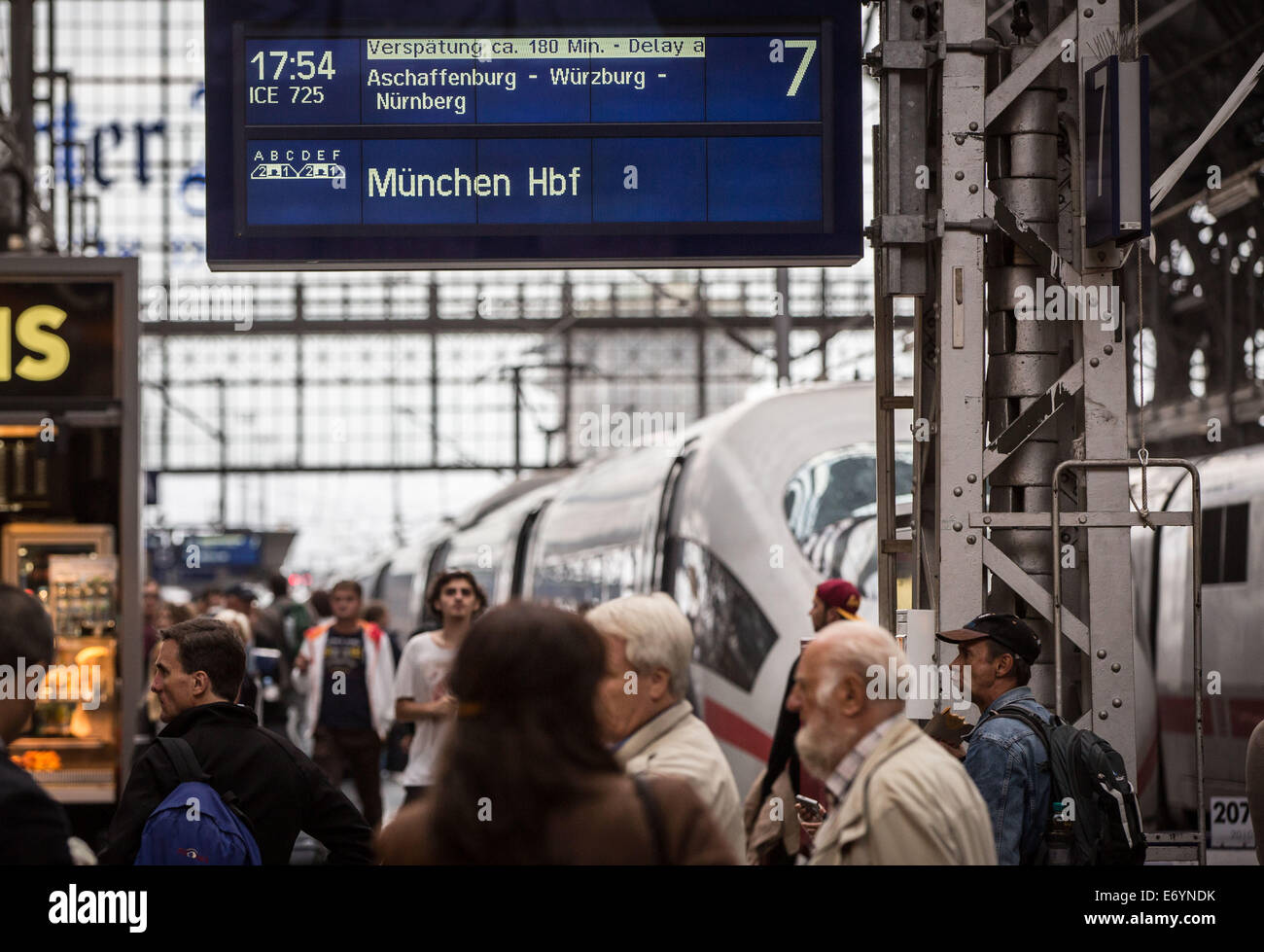 180 pm hi-res stock photography and images - Alamy