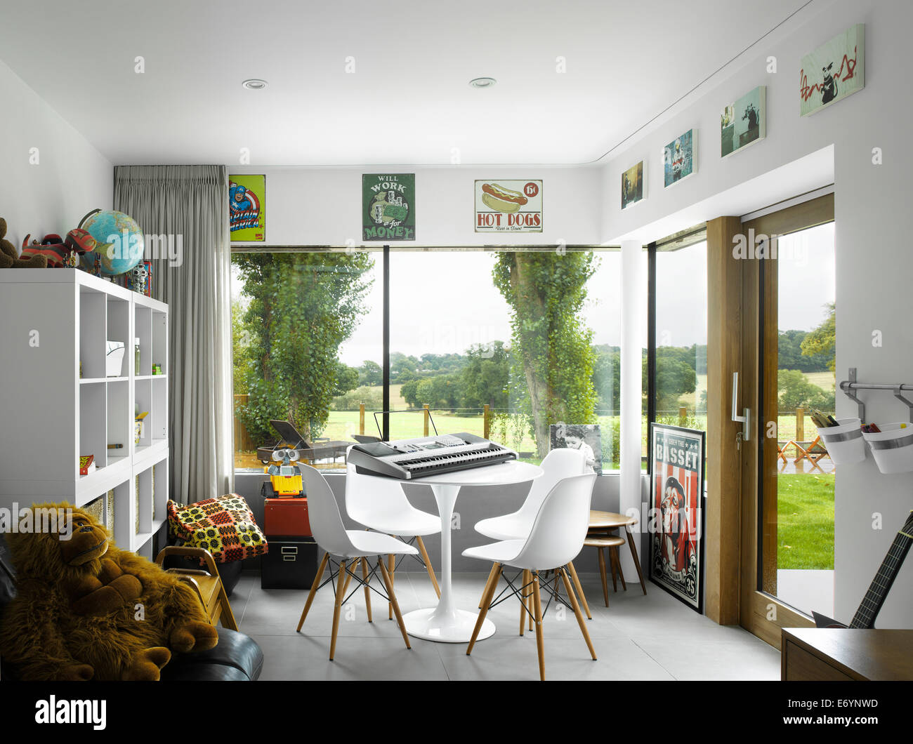 Barnet london houses hi-res stock photography and images - Alamy