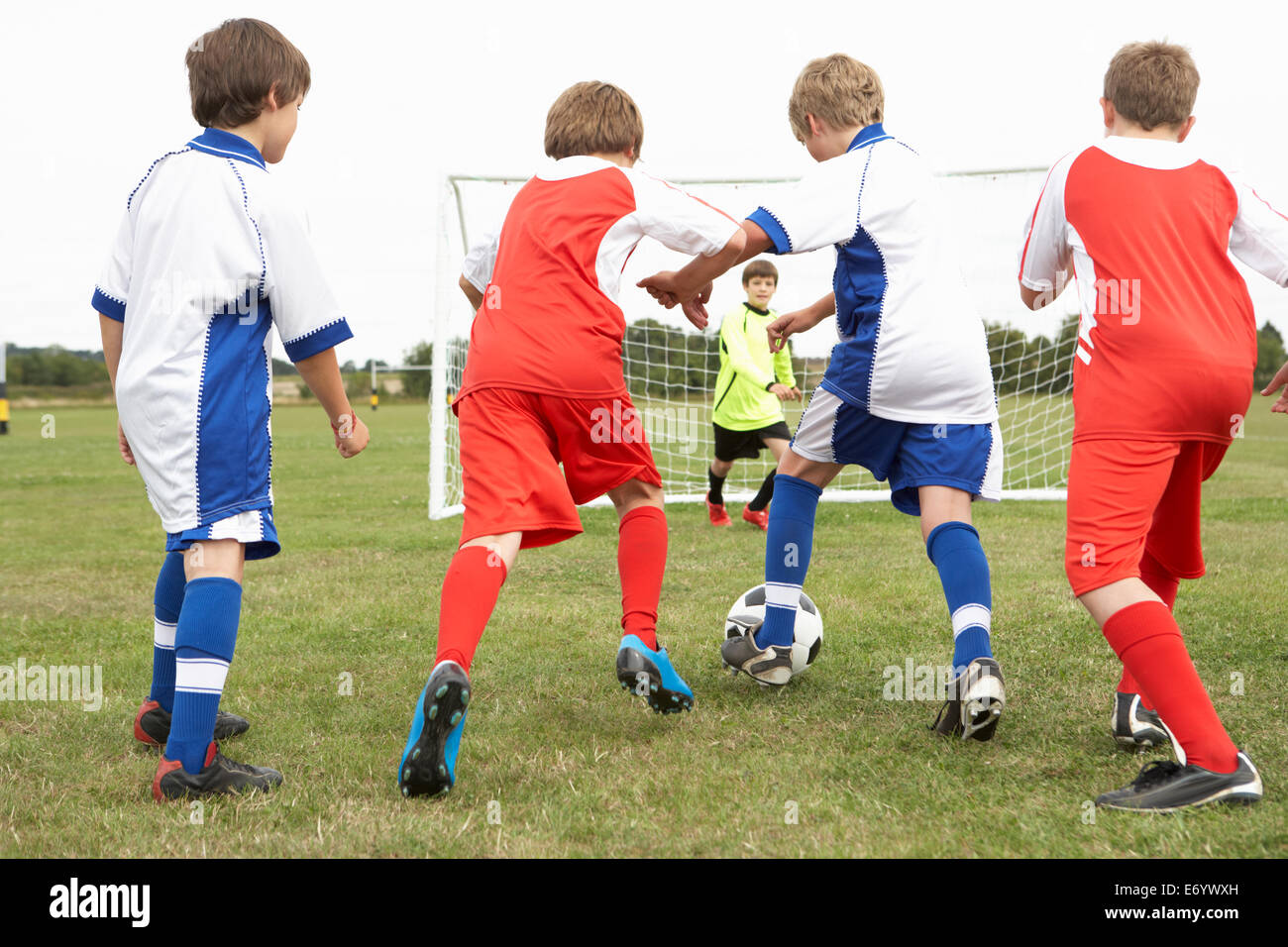 5 a side football hi-res stock photography and images - Alamy