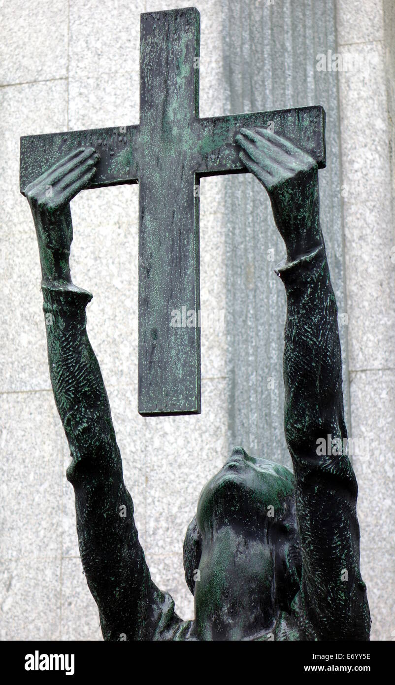 Holding holy cross hi-res stock photography and images - Alamy