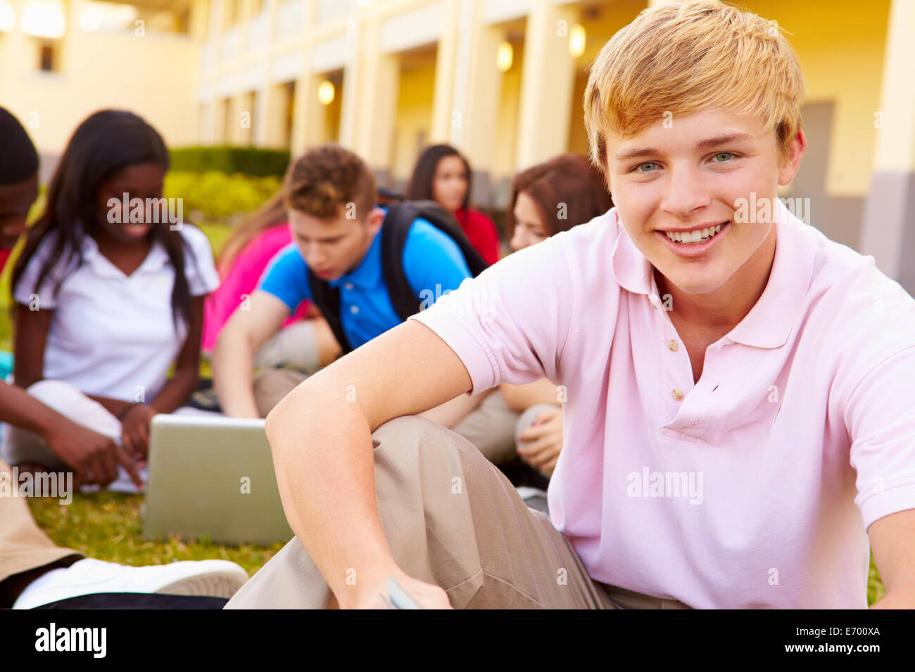 High School Students Studying Outdoors On Campus Stock Photo - Alamy