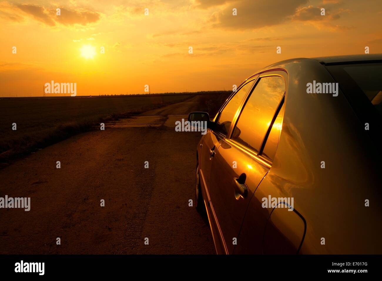 Car parked at roadside hi-res stock photography and images - Alamy