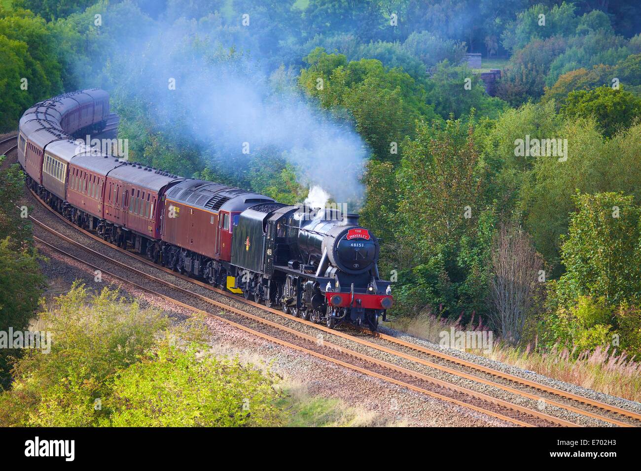 LMS Stanier Class 8F 48151, steam train near Low Baron Wood Farm ...