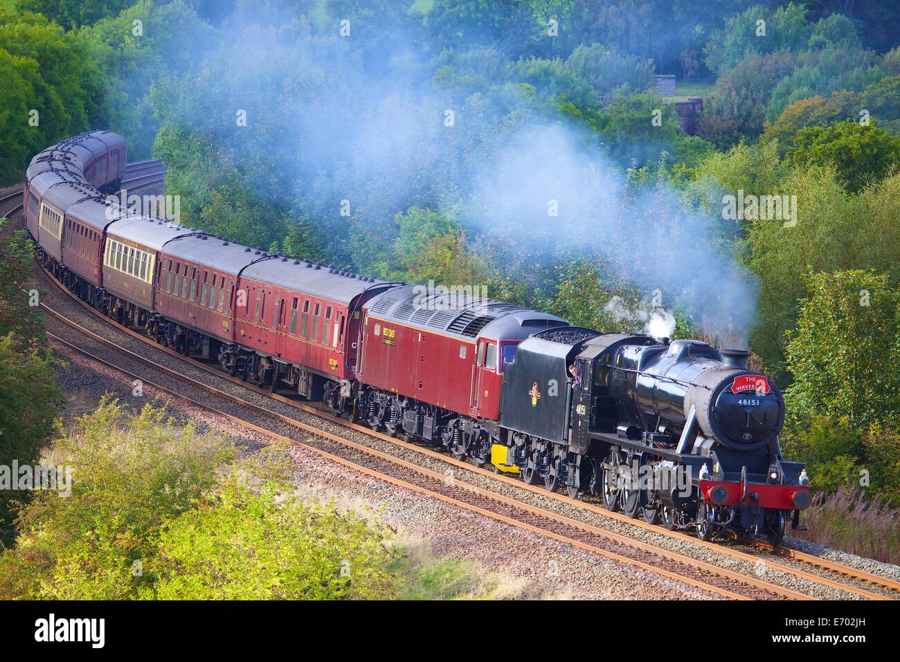 LMS Stanier Class 8F 48151, steam train near Low Baron Wood Farm ...