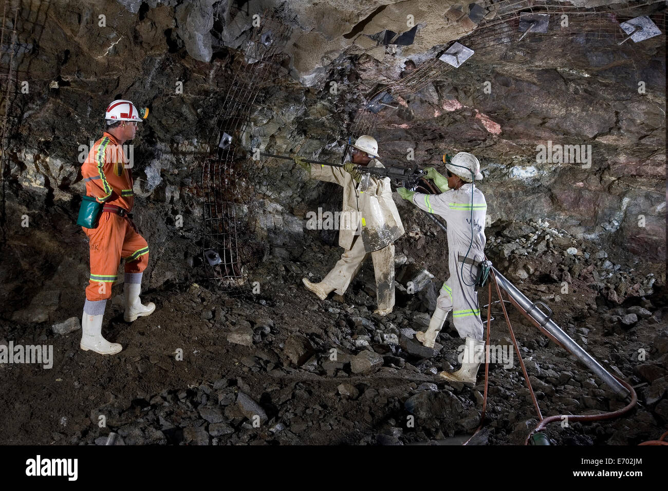 Drill holes underground mine hi-res stock photography and images - Alamy