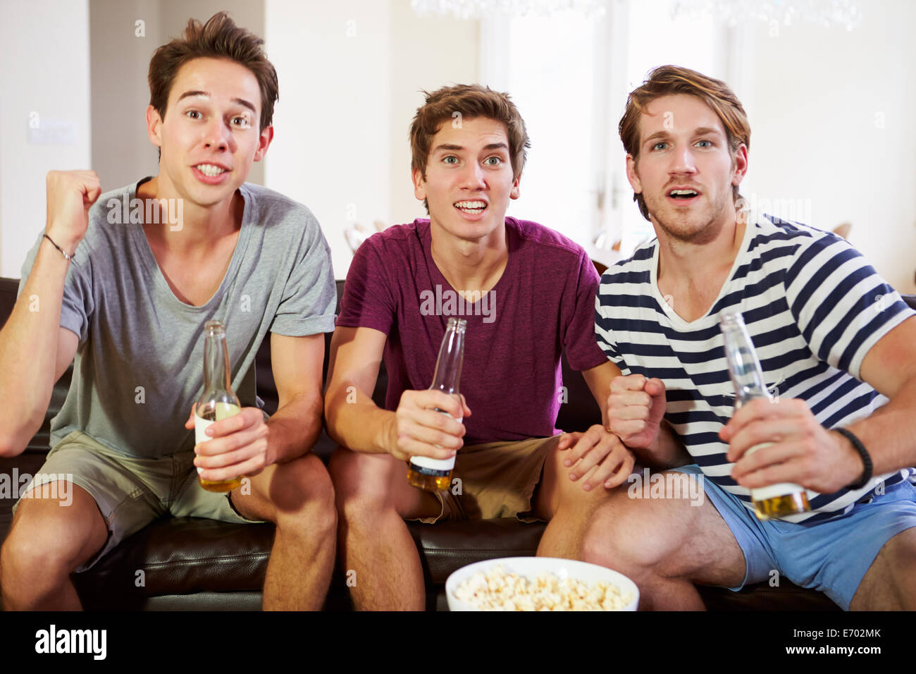 Celebration victory men sport hi-res stock photography and images - Alamy