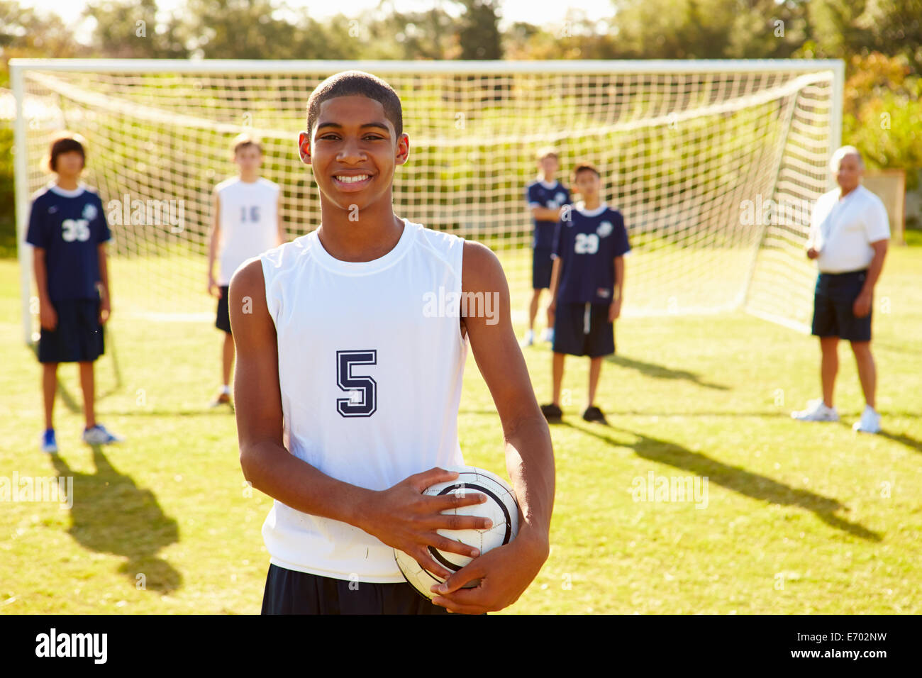 Soccer referee and player hi-res stock photography and images - Alamy