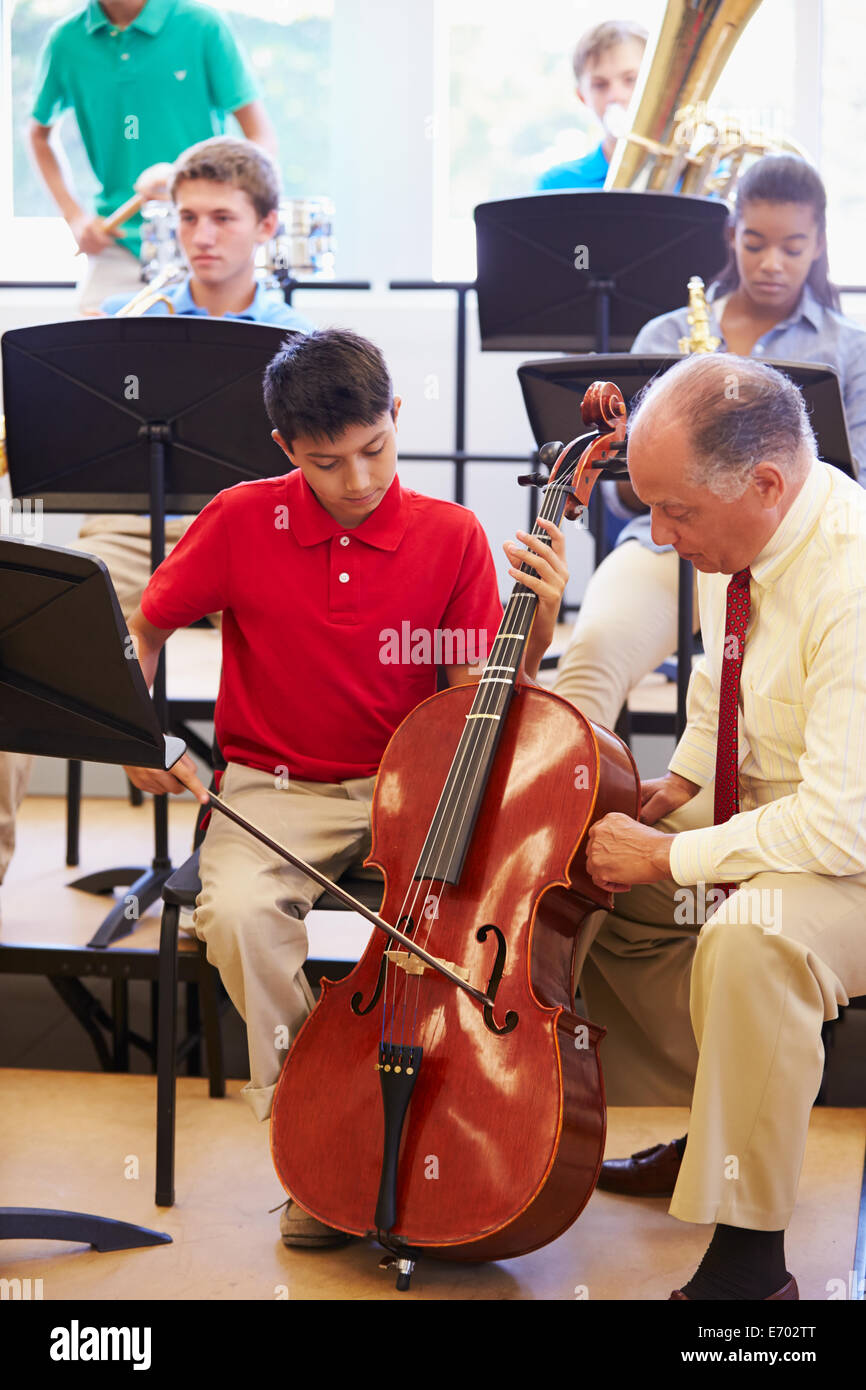 Man playing cello hi-res stock photography and images - Alamy