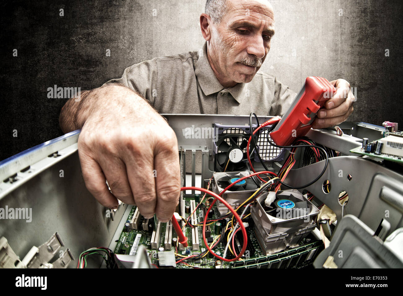 Technician hi-res stock photography and images - Alamy
