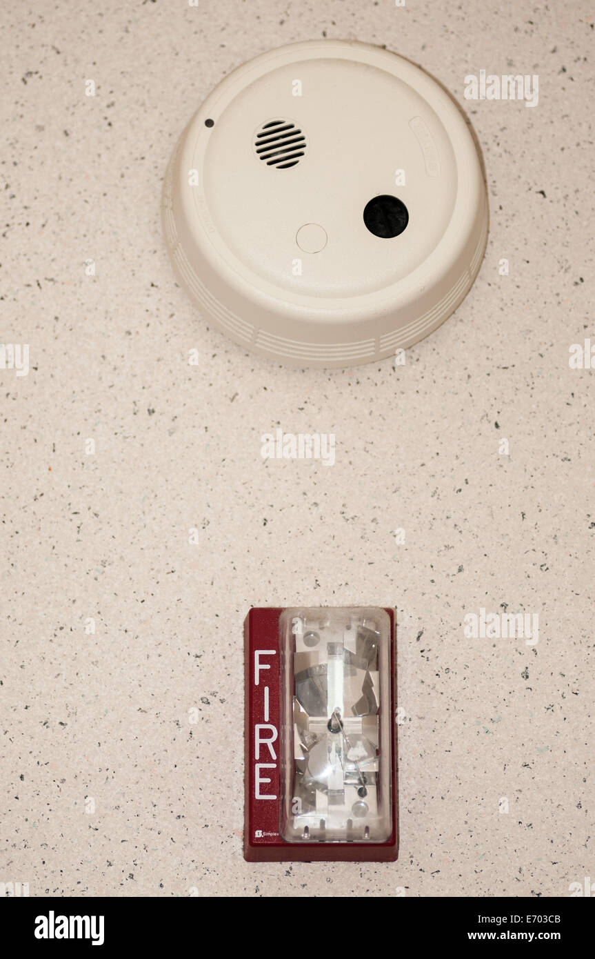Smoke detector on a wall hi-res stock photography and images - Alamy