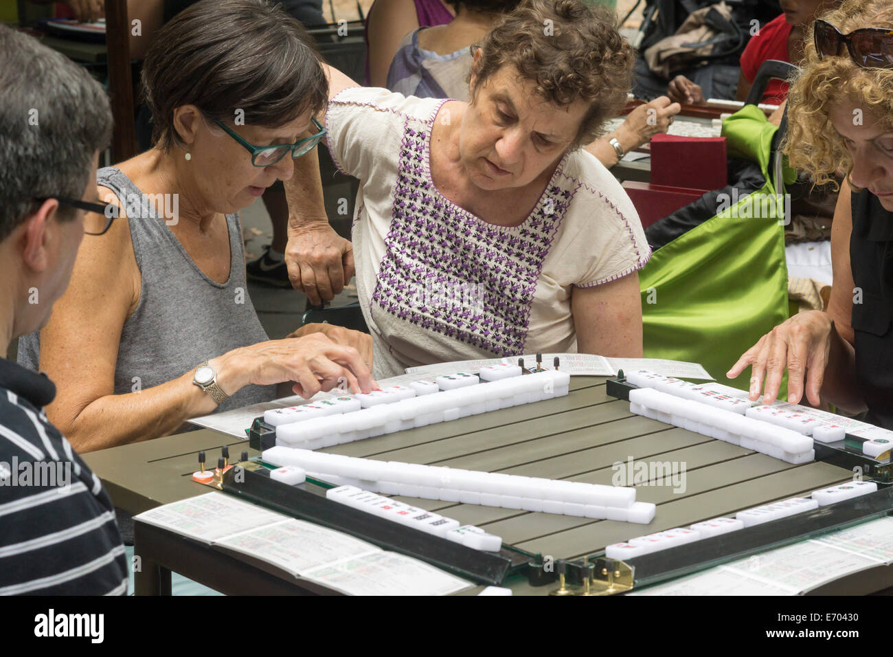 Mahjongg tiles hi-res stock photography and images - Alamy