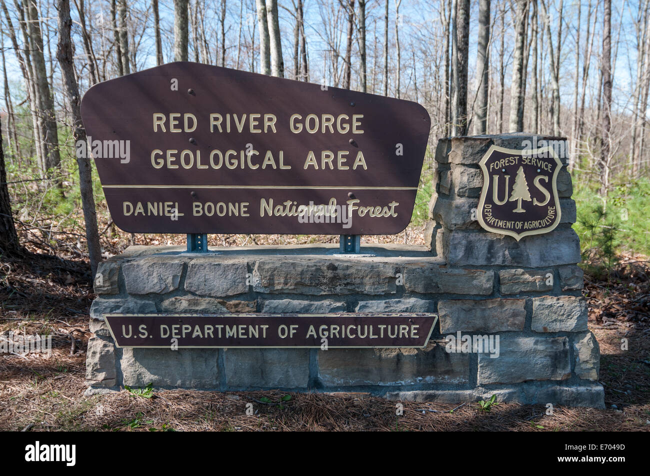 Entrance sign to Red River Gorge Geological Area in Kentucky Stock ...