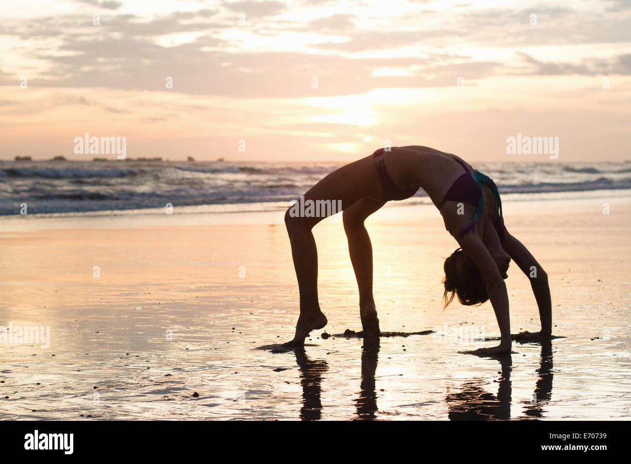 Woman Bending Over Stock Photos & Woman Bending Over Stock Images - Alamy