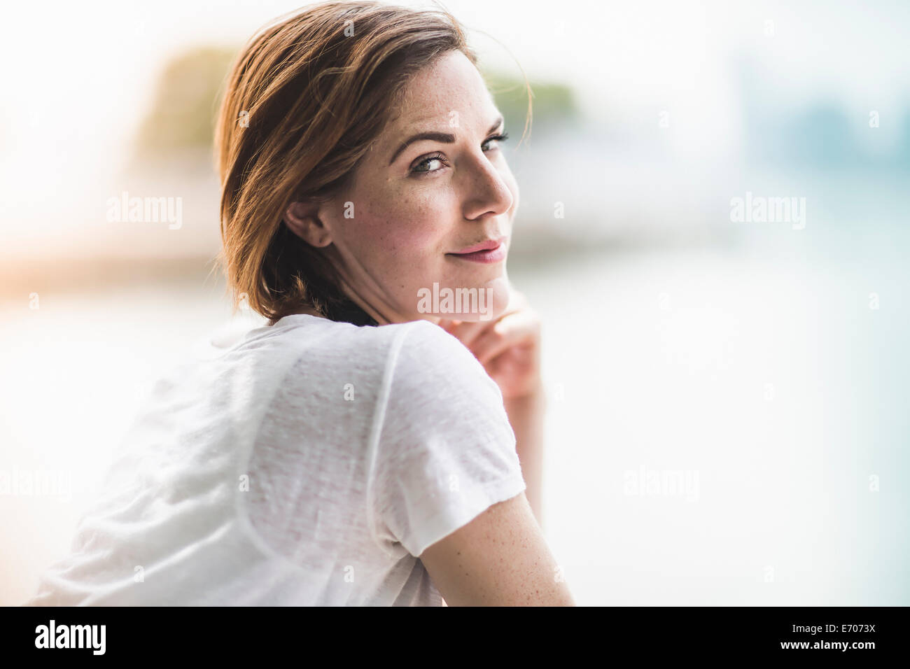 About looking over the shoulder hi-res stock photography and images - Alamy