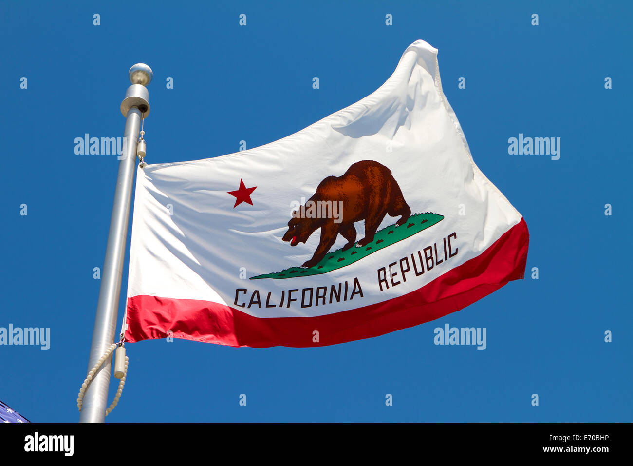 California flag hi-res stock photography and images - Alamy