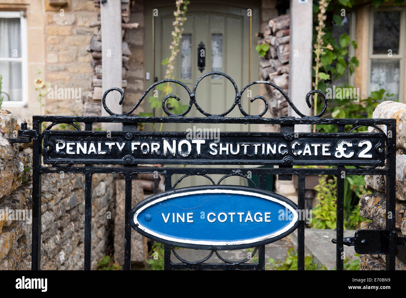 Gate burton hi-res stock photography and images - Alamy