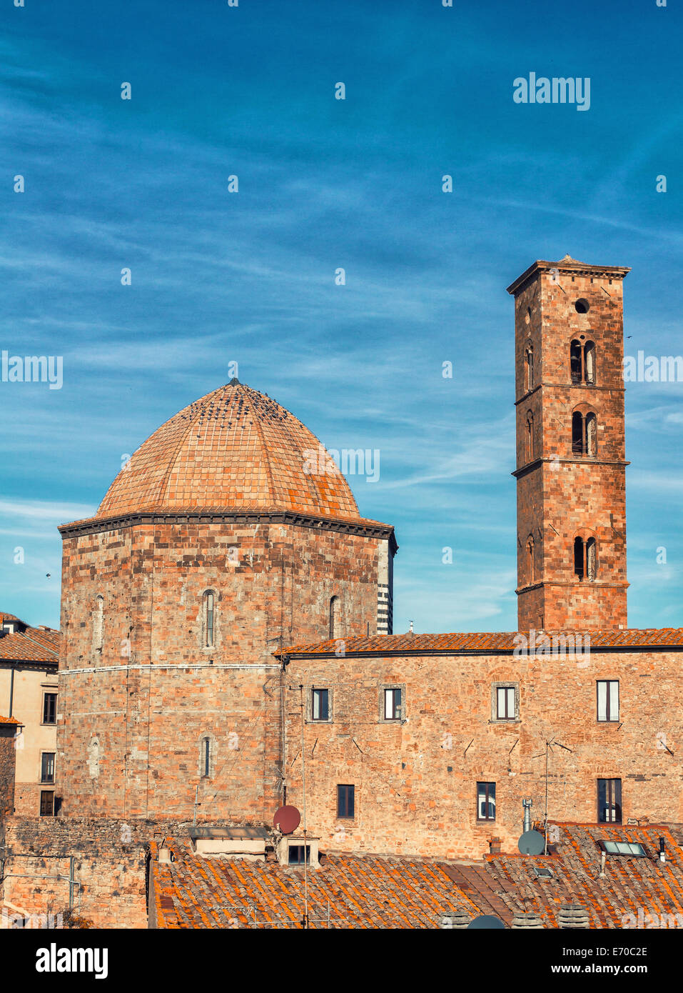 Volterra hi-res stock photography and images - Alamy
