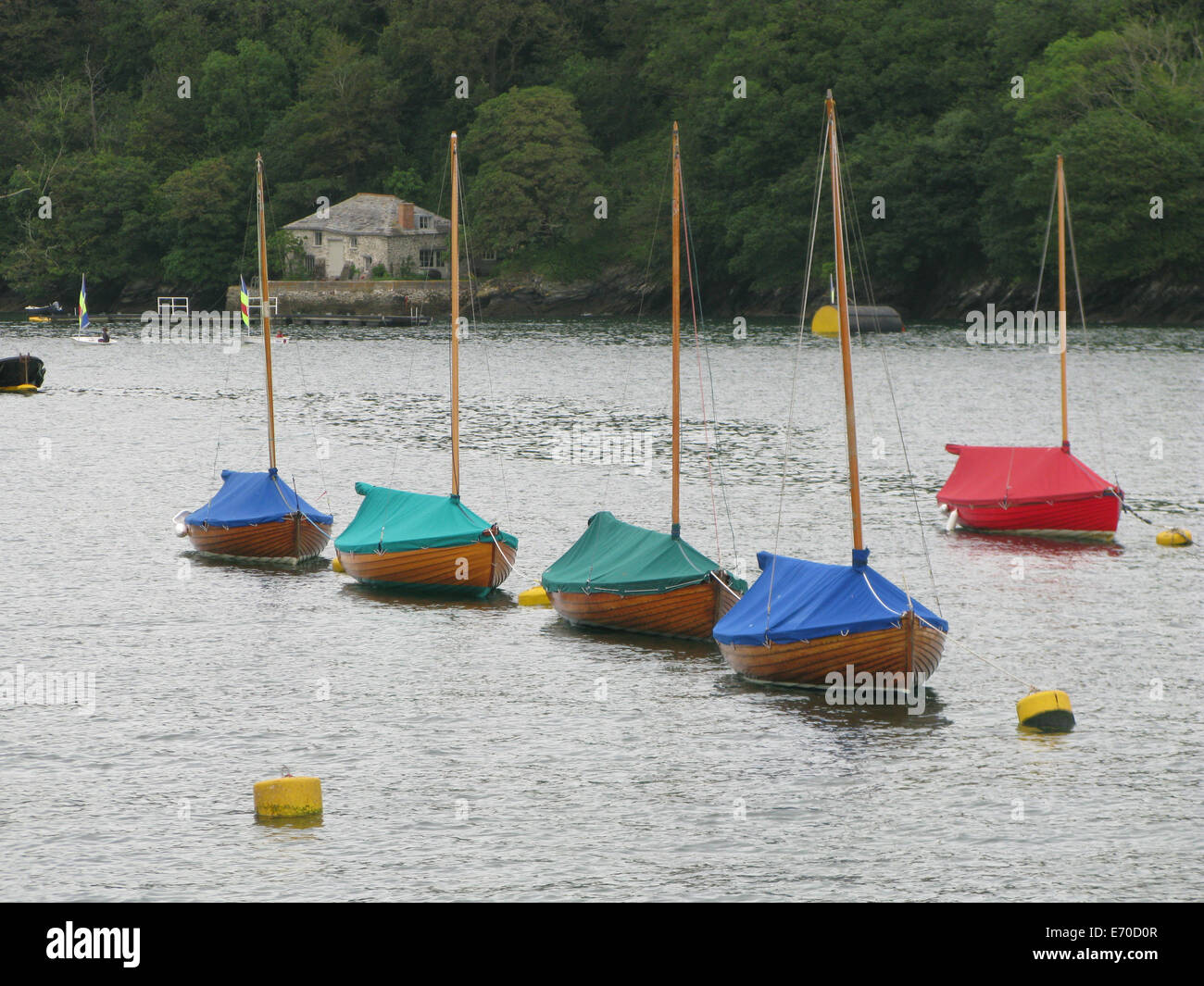 Coloured boats hi-res stock photography and images - Alamy