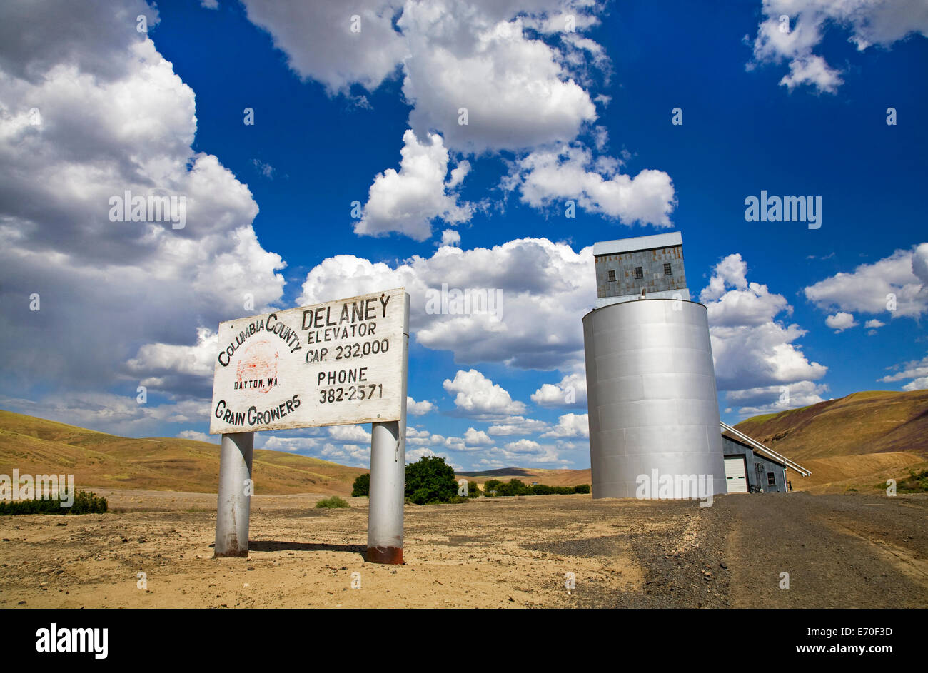 A large grain or wheat silo in the remote Palouse Empire region, a ...