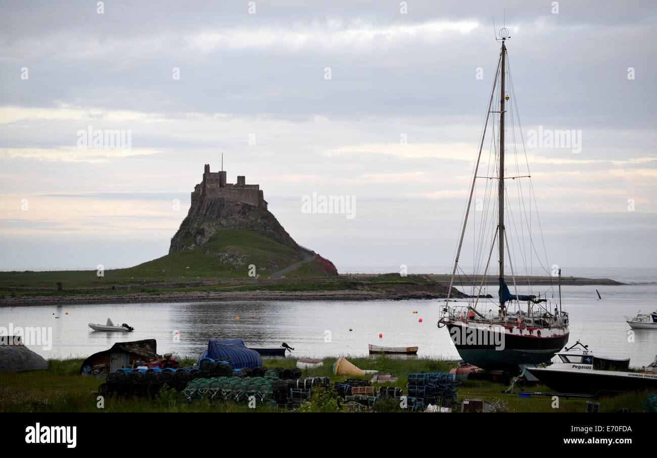 Holy castle harbour hi-res stock photography and images - Alamy