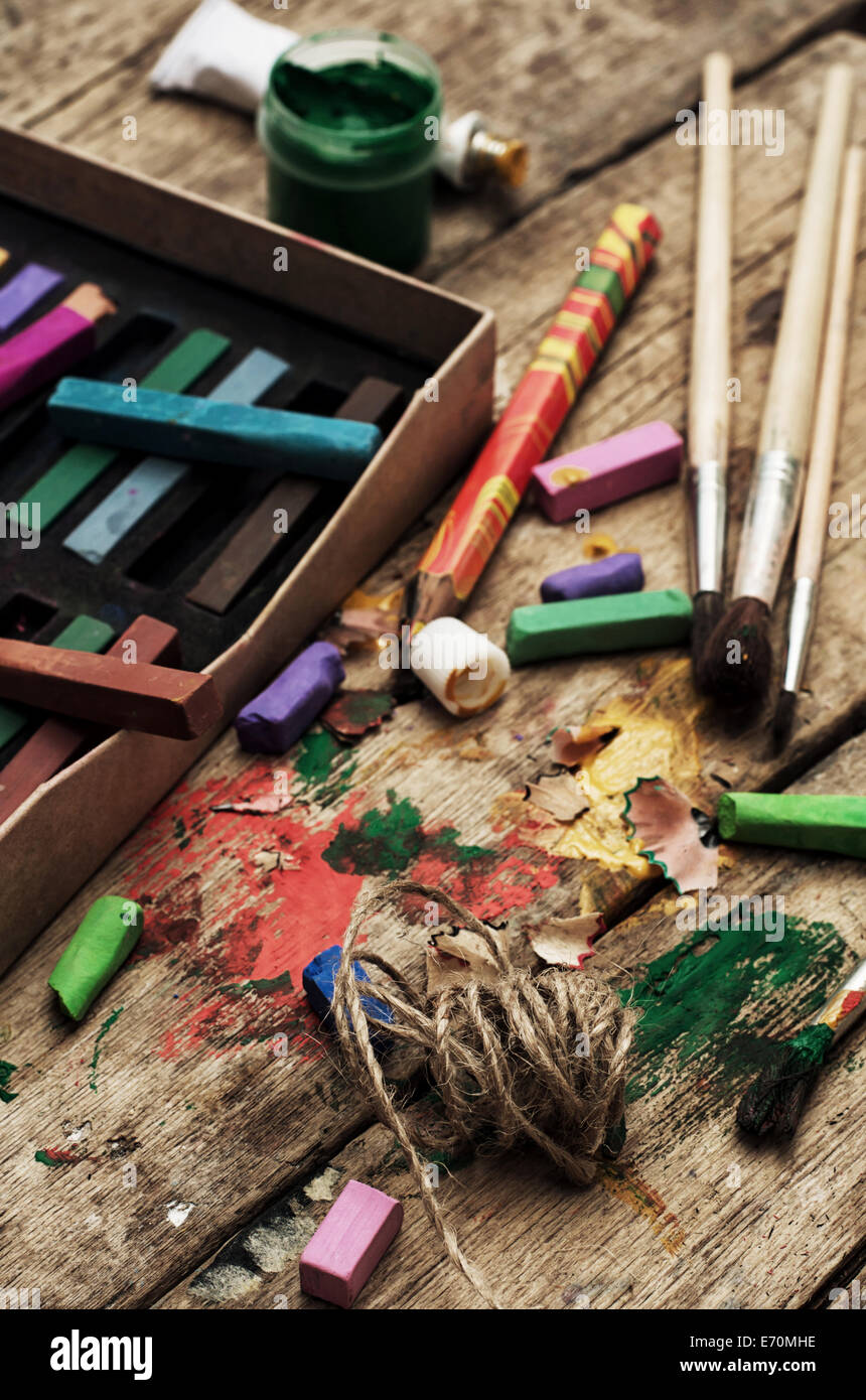 Painting in crayons hi-res stock photography and images - Alamy