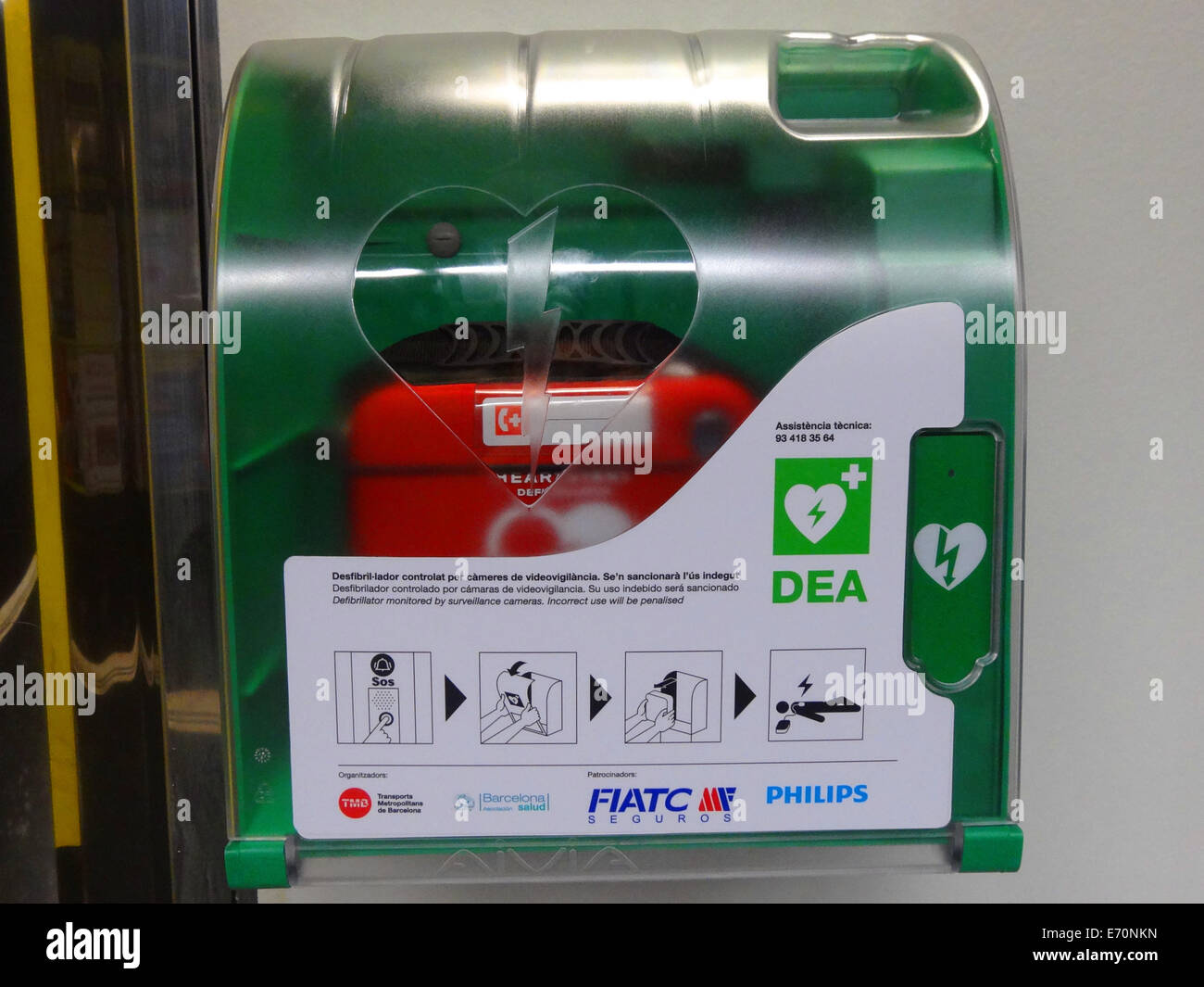 Defibrillator stations hi-res stock photography and images - Alamy