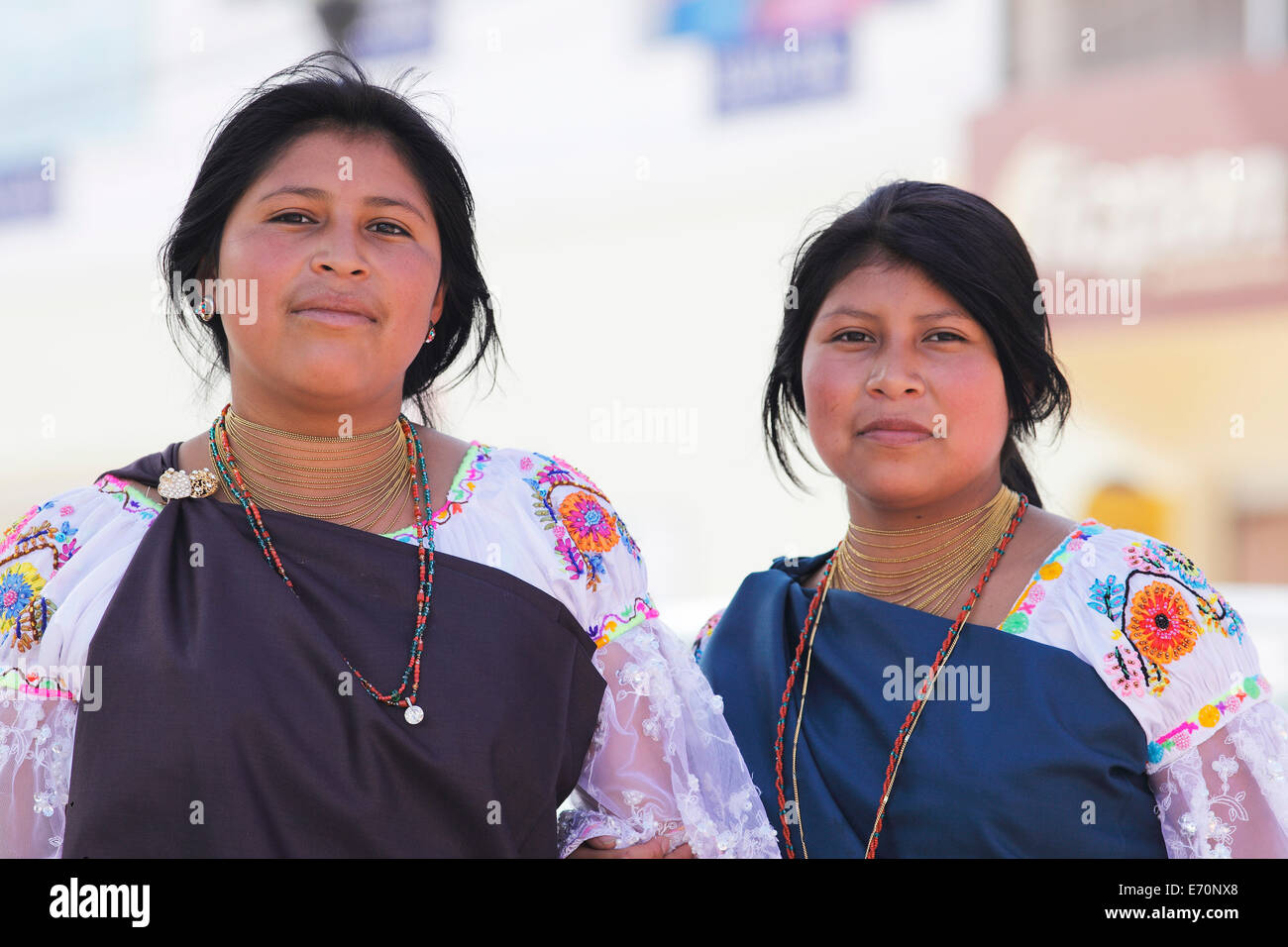17 indigenas hi-res stock photography and images - Alamy
