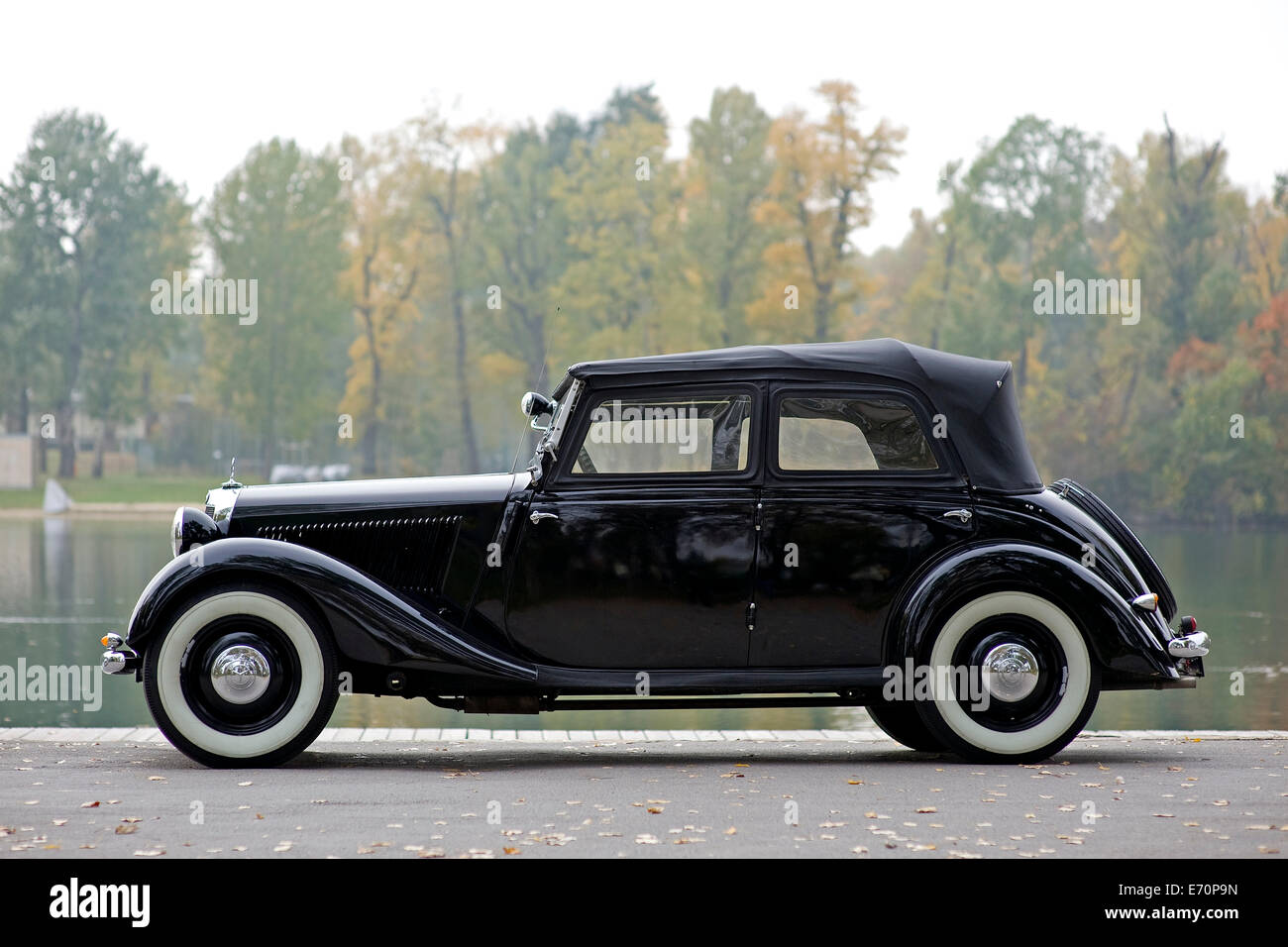 Mercedes 170D, built in 1938 Stock Photo - Alamy