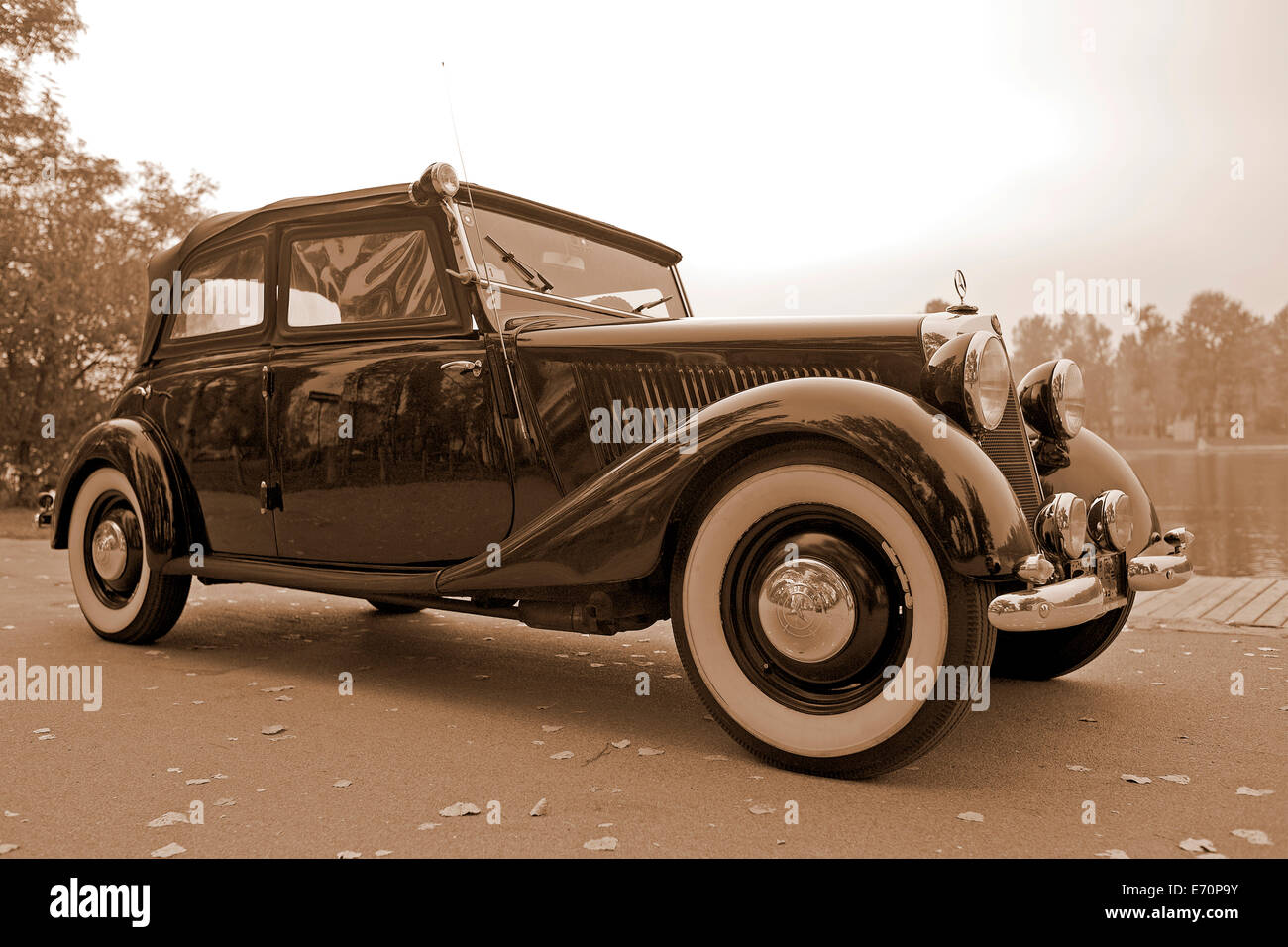 Mercedes 170D, built in 1938 Stock Photo - Alamy