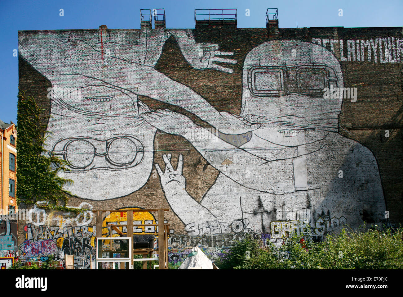 Berlin kreuzberg street art hi-res stock photography and images - Alamy