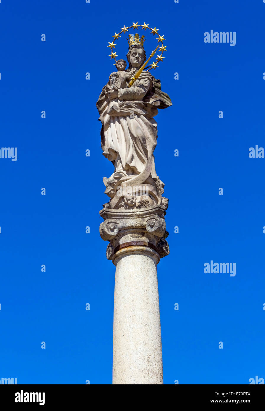 Virgin mary on baroque hi-res stock photography and images - Alamy