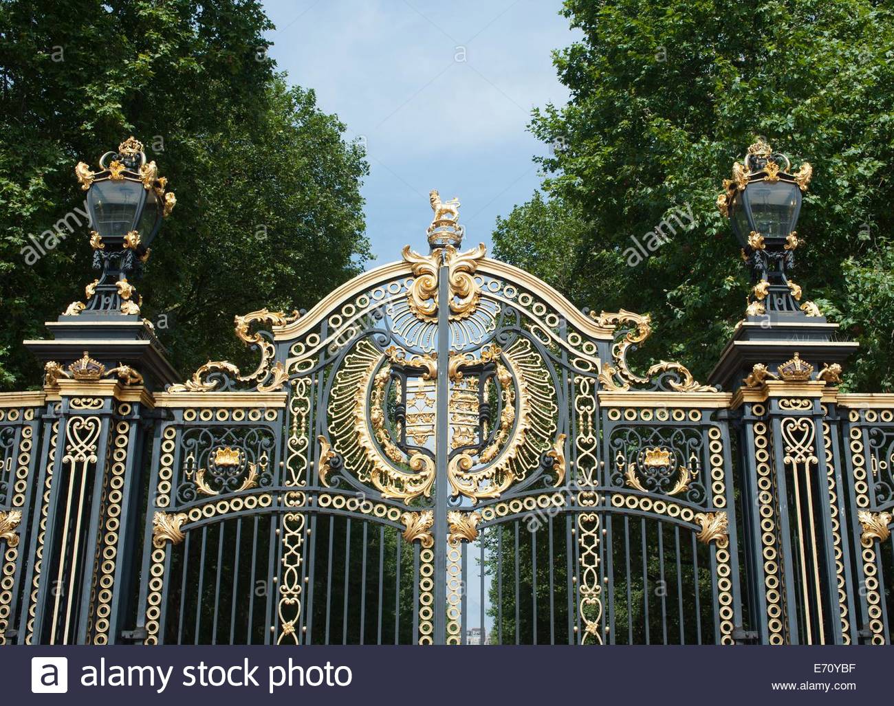 Fancy Gate Stock Photos & Fancy Gate Stock Images - Alamy
