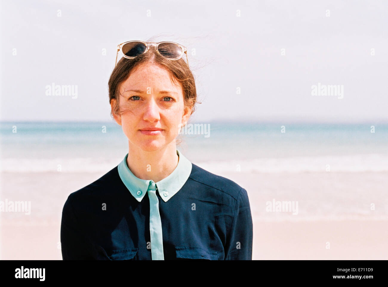 Women On Beach Back High Resolution Stock Photography and Images - Alamy