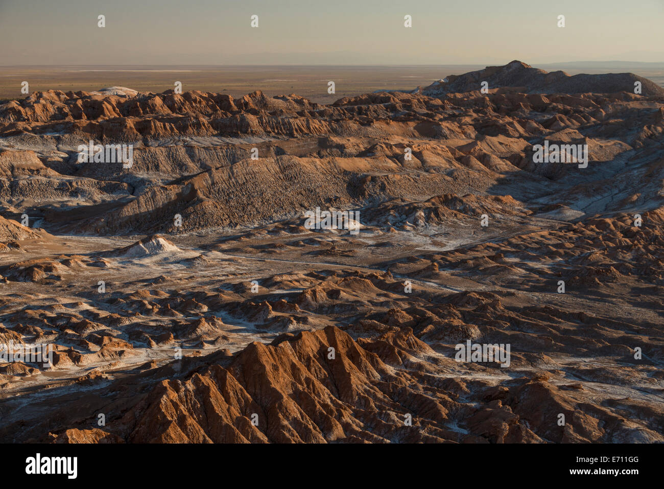 Valle de la Luna (Valley of the Moon), Atacama Desert, El Norte Grande, Chile Stock Photo - Alamy