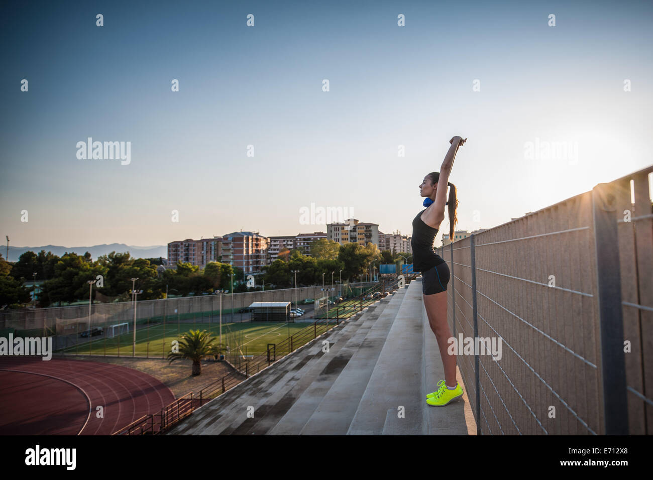 Arms up hi-res stock photography and images - Alamy
