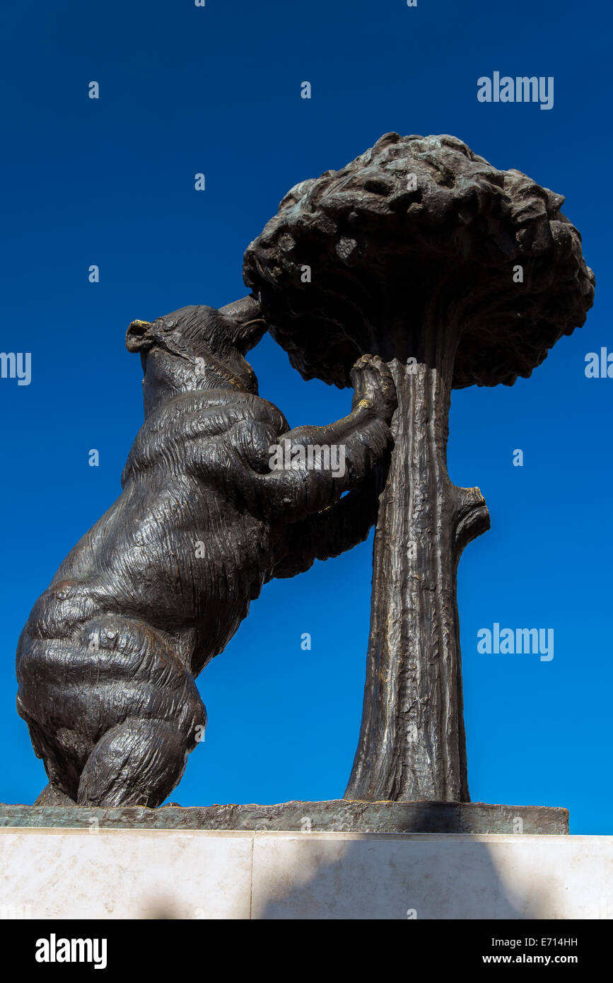 The Bear and the Madrono or Strawberry Tree sculpture, heraldic symbol ...
