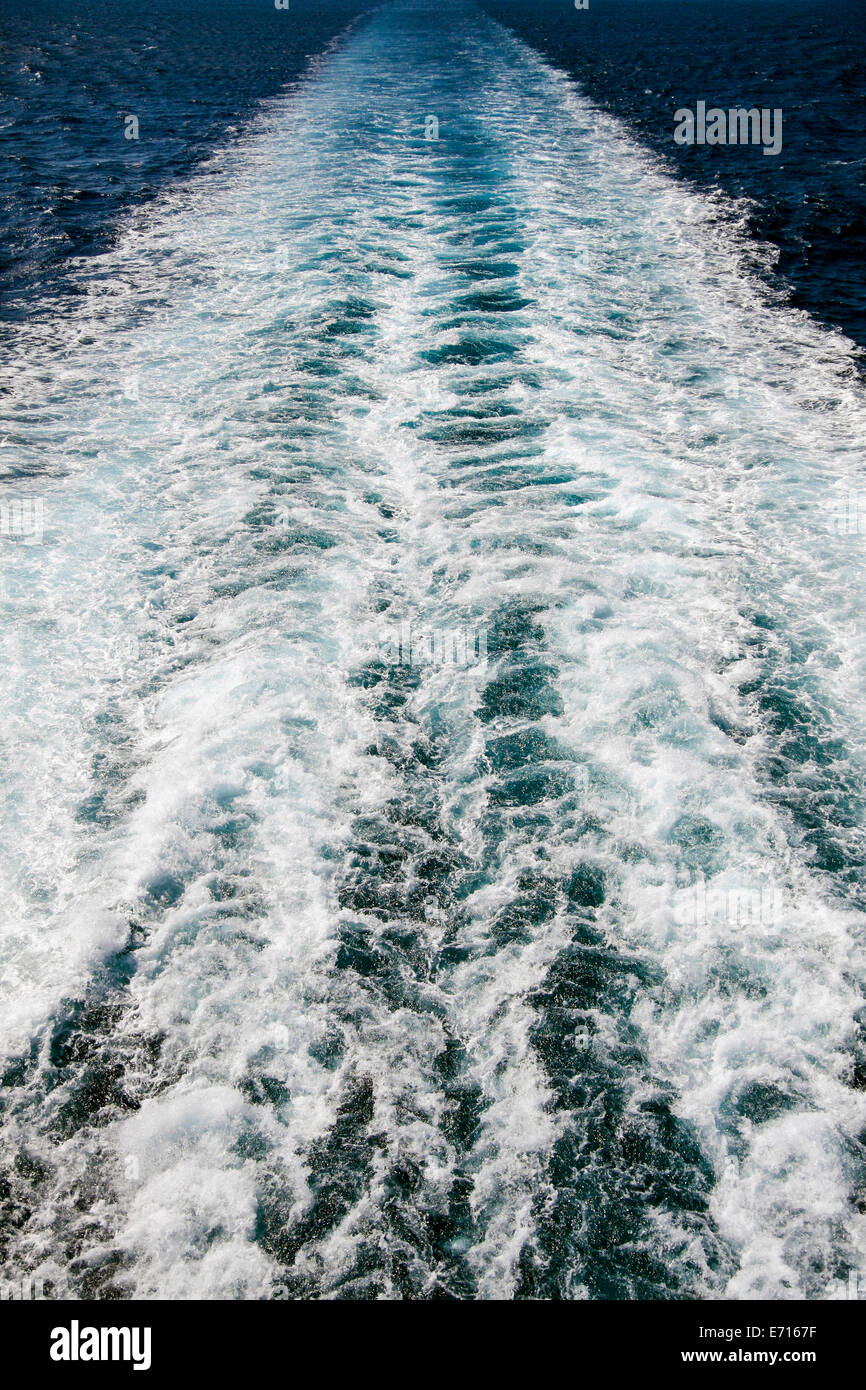 Left track hi-res stock photography and images - Alamy