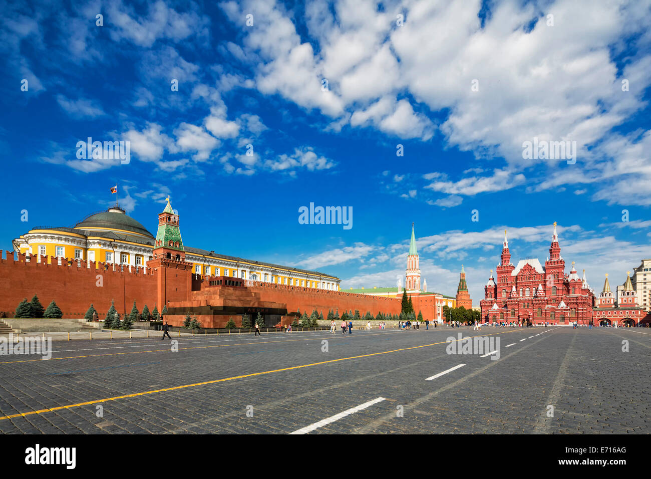 Russia, Moscow, Red Square with buildings Stock Photo - Alamy