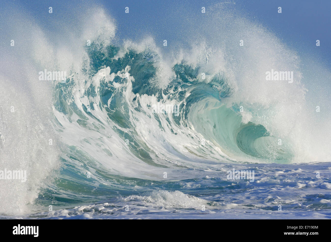 USA, Hawai, Oahu, Wave at the North shore Stock Photo - Alamy