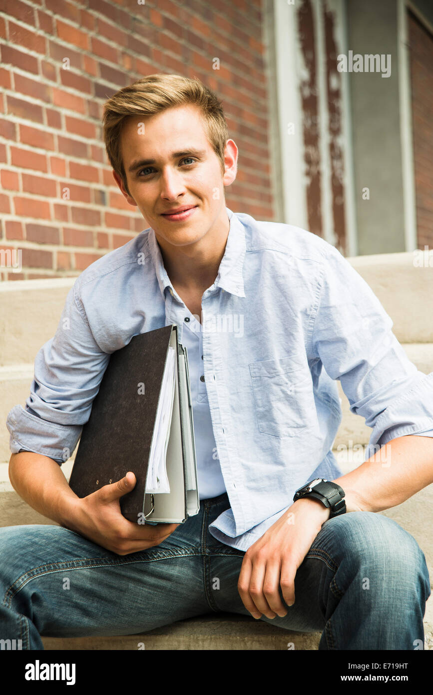 Three folder hi-res stock photography and images - Alamy