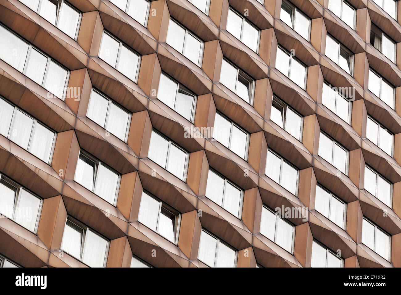 Modern architecture windows hi-res stock photography and images - Alamy