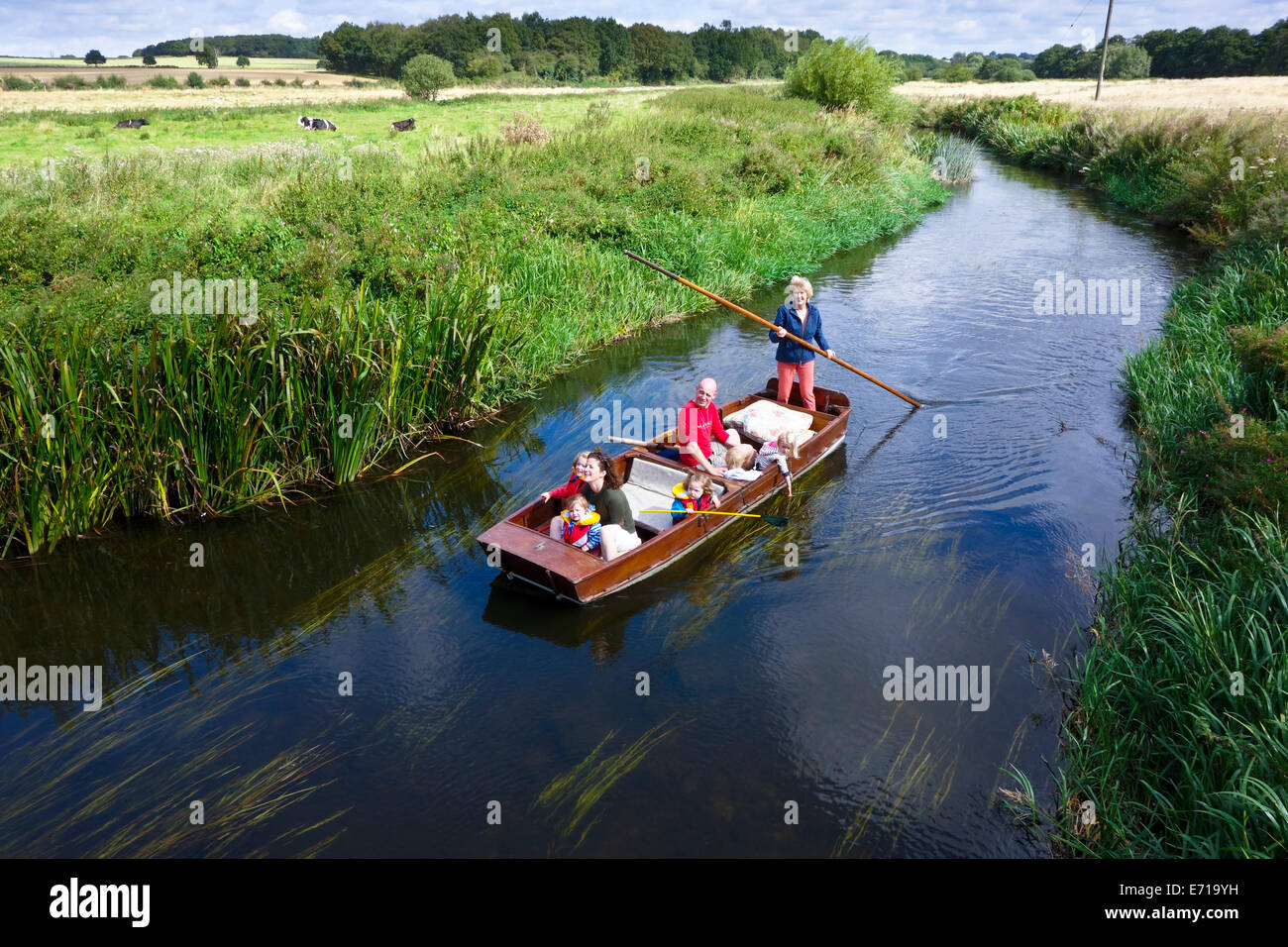 Punt boat hi-res stock photography and images - Alamy