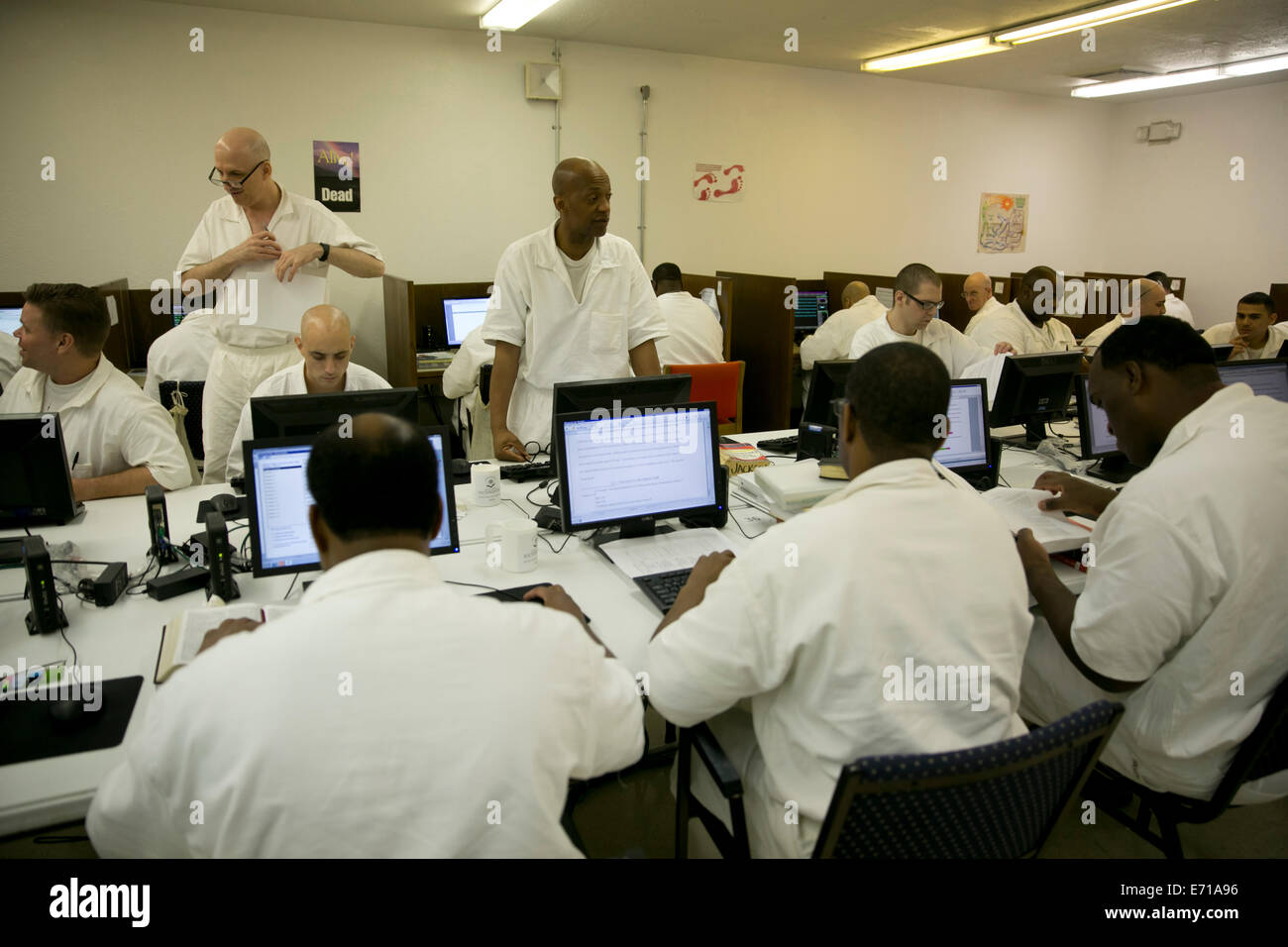 Prison bible study hi-res stock photography and images - Alamy