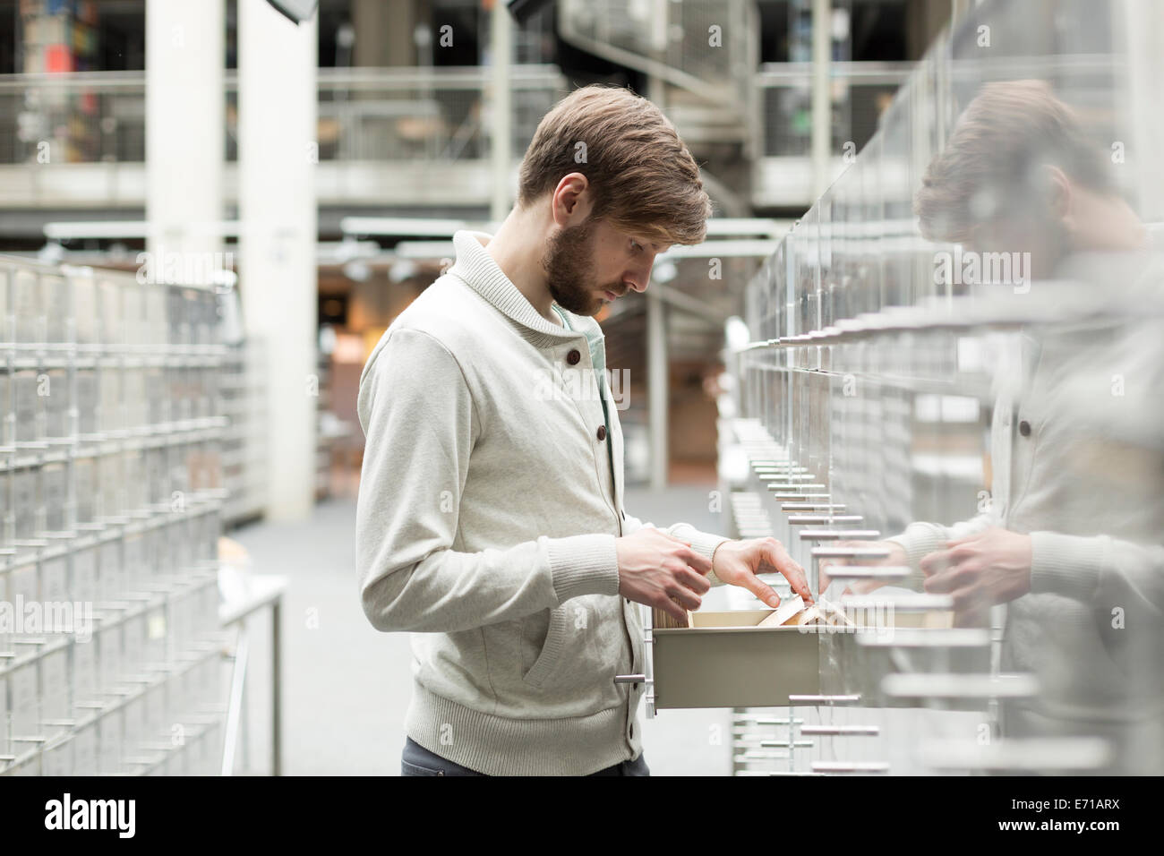 Filing cabinet full hi-res stock photography and images - Alamy