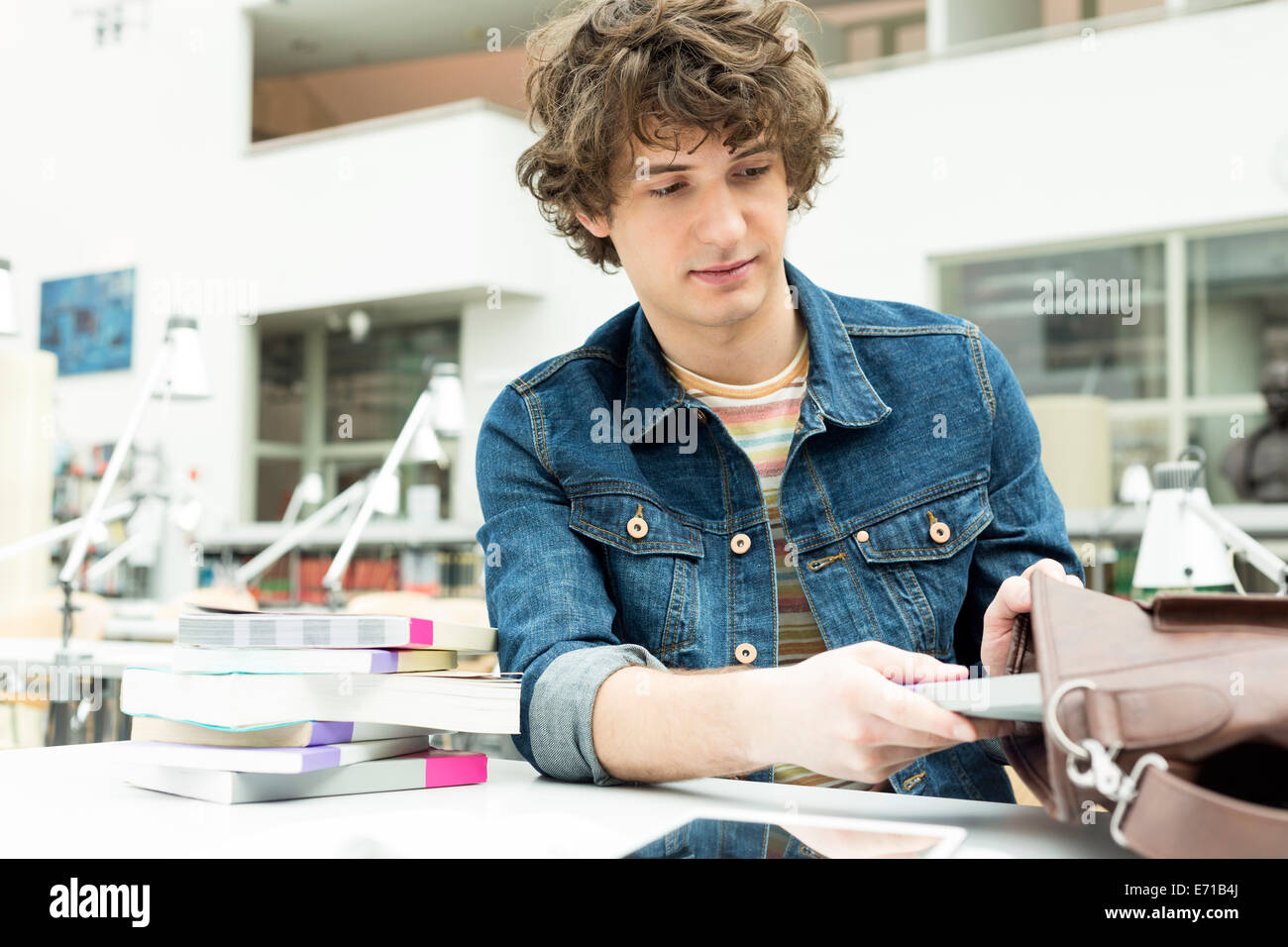 One person learning hi-res stock photography and images - Alamy
