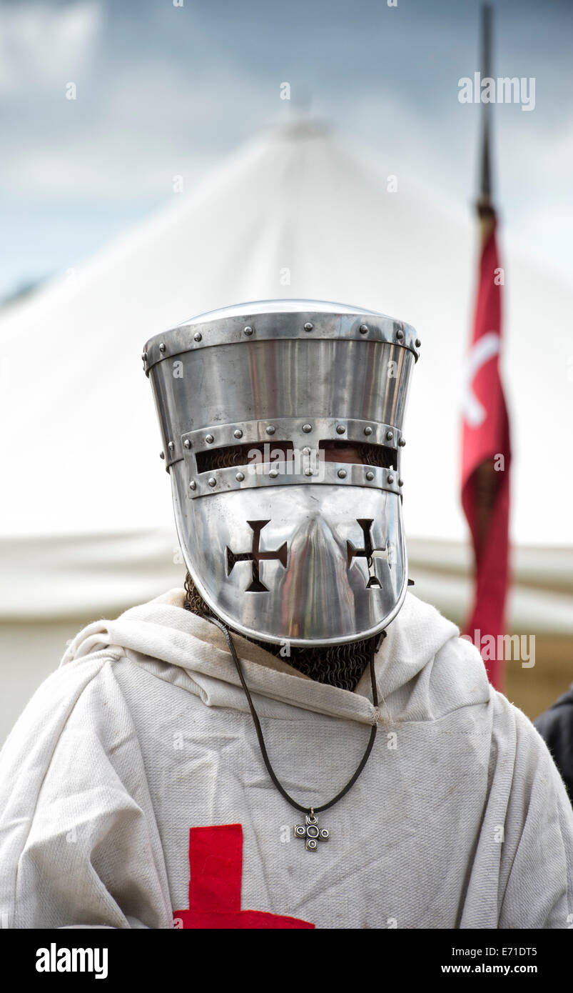 Knights templar cross hi-res stock photography and images - Alamy