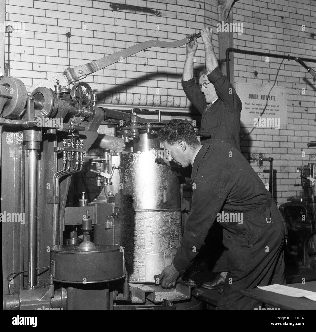 Newspaper industry plate making process 1950s Express & Star Queen ...