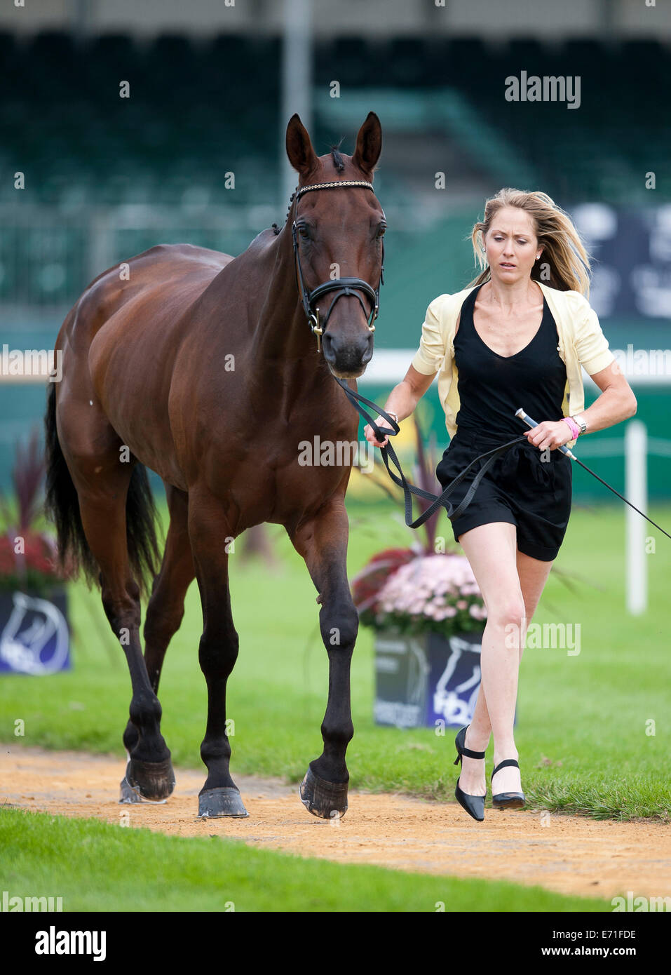 Sara squires burghley hi-res stock photography and images - Alamy