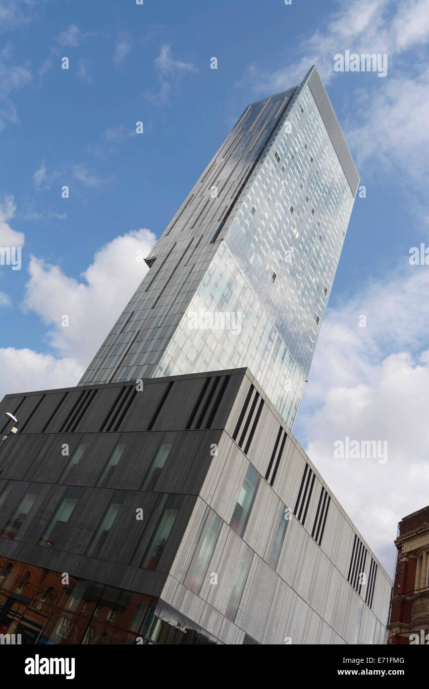 Beetham Tower and Hilton Hotel in Deansgate, Manchester Stock Photo - Alamy
